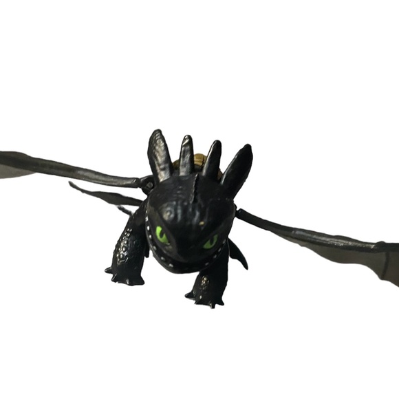 Dreamworks | Toys | How To Train Your Dragon Toothless Night Fury ...